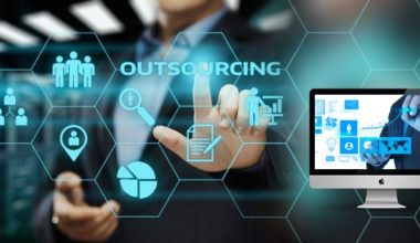 What Are Some Benefits Of Information Technology In Business?